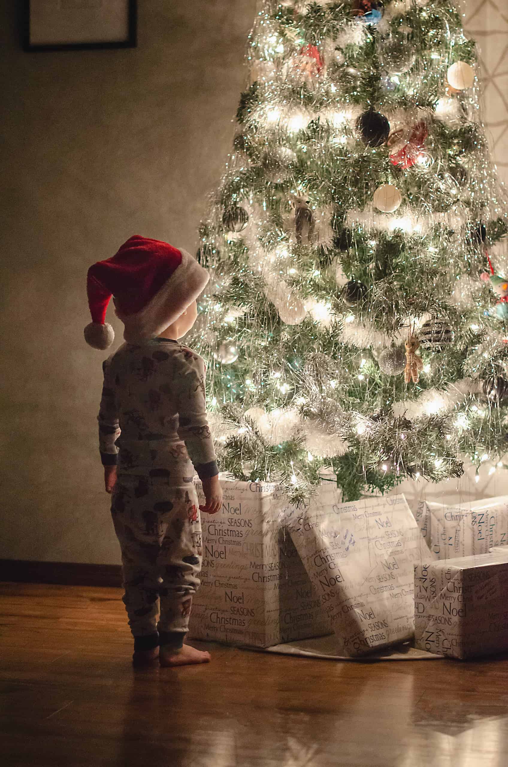 60+ Non-Traditional Christmas Gifts - These Gifts Keep on Giving ...