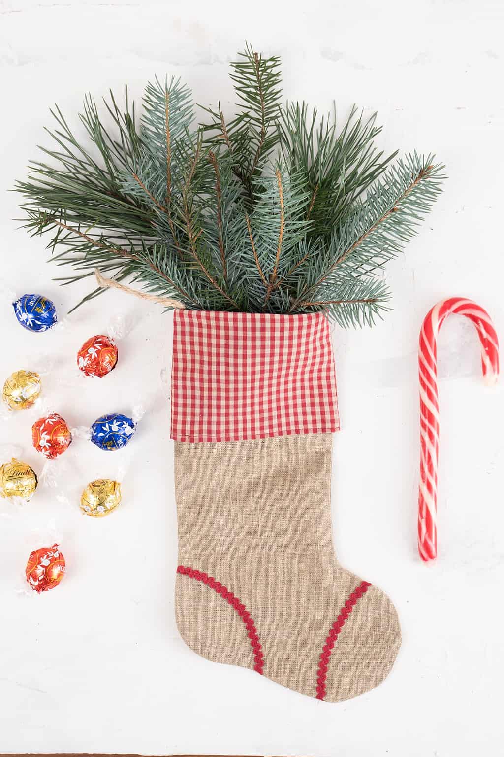 71 Non-Junk Stocking Stuffers for Kids that Won't Clutter! - Mending ...