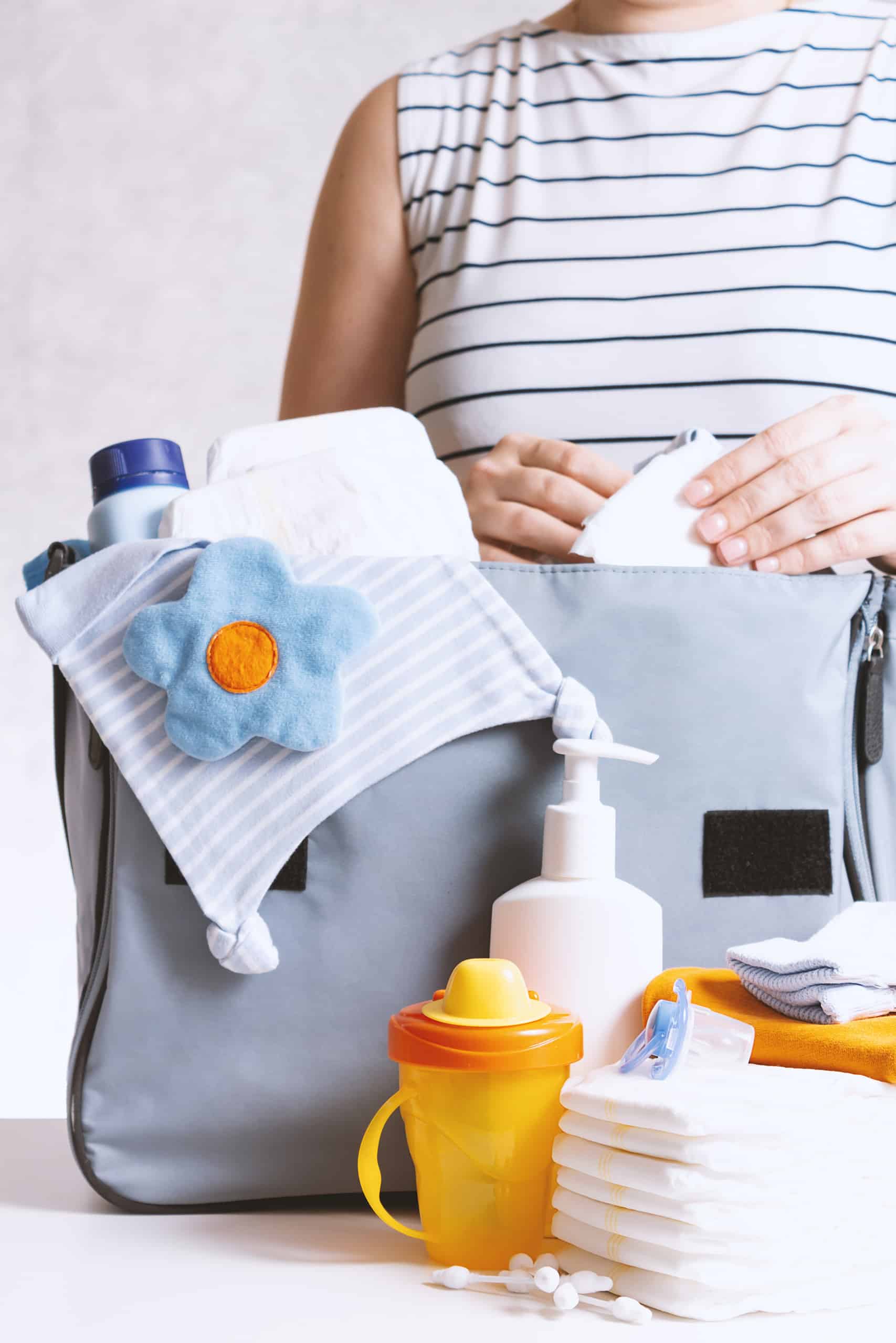 The Essential Diaper Bag Checklist for Moms On-the-Go - Mending Time, Mama!